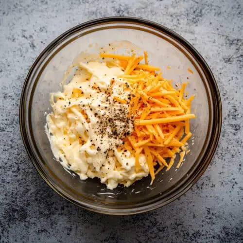 Easy & Moist Tomato Pie Recipe